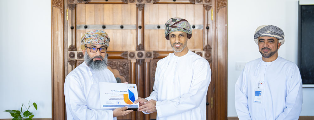 UTAS-Muscat honored the Employees who took the initiative to provide ...