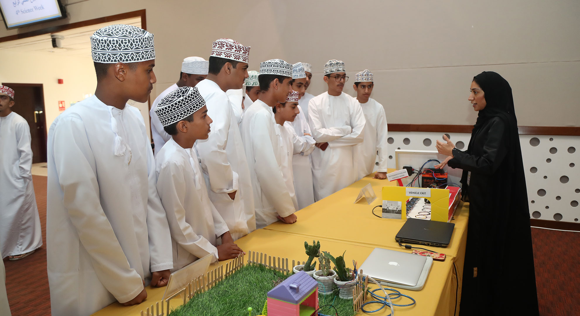 UTAS-A Students Compete at the MTC’s Science Week